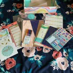 Erin Condren Accessories | Vertical Life Planner Pics | Poshmark